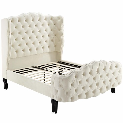 Violette Tufted Wingback Velvet chunky Bed