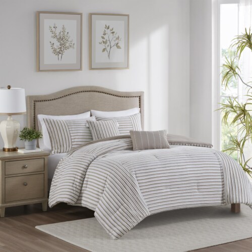 Taylor 5 Piece Clipped Jacquard Comforter Set With Throw Pillows 1 Unit Kroger