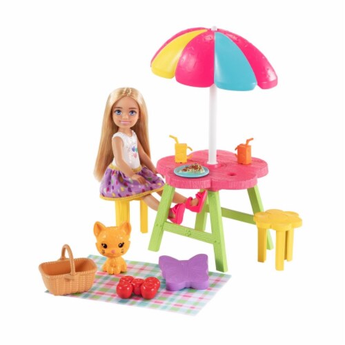 Chelsea playset store
