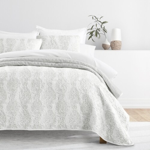 Linen Studio Soft Quilt Coverlet Bedding Set Pattern Solid Reversible Twin TwinXL King Soopers