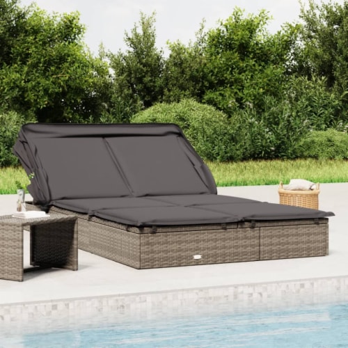 Wicker sun beds store