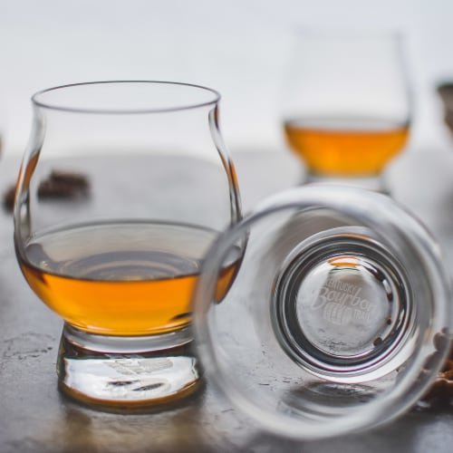 Libbey Signature Kentucky Bourbon Trail Whiskey Tasting Set 4 Whiskey Glasses With Wood Paddle